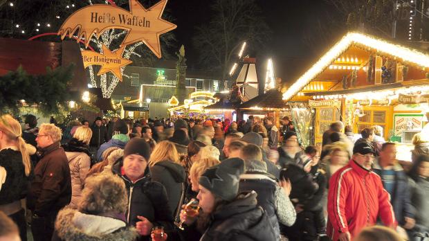 Weihnachtsmarkt in Leer eröffnet - Ostfriesen-Zeitung