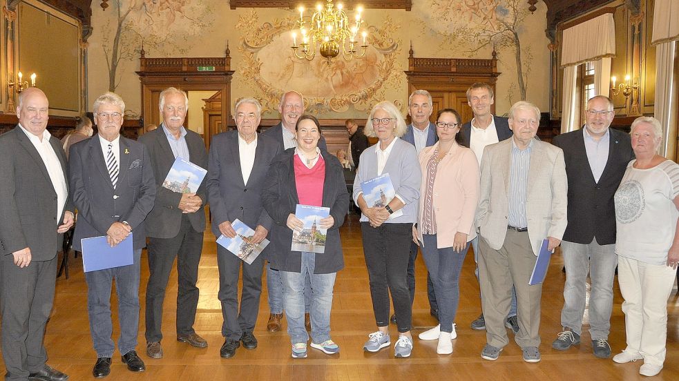 Nach „unwürdiger“ erster Veranstaltung: Leeraner Rat wiederholt ...