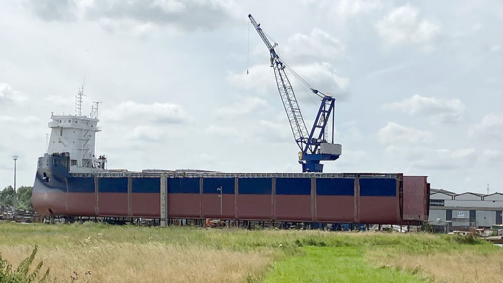 Schiffsbau in Leer: 144-Meter-Schiff läuft im Herbst vom Stapel ...