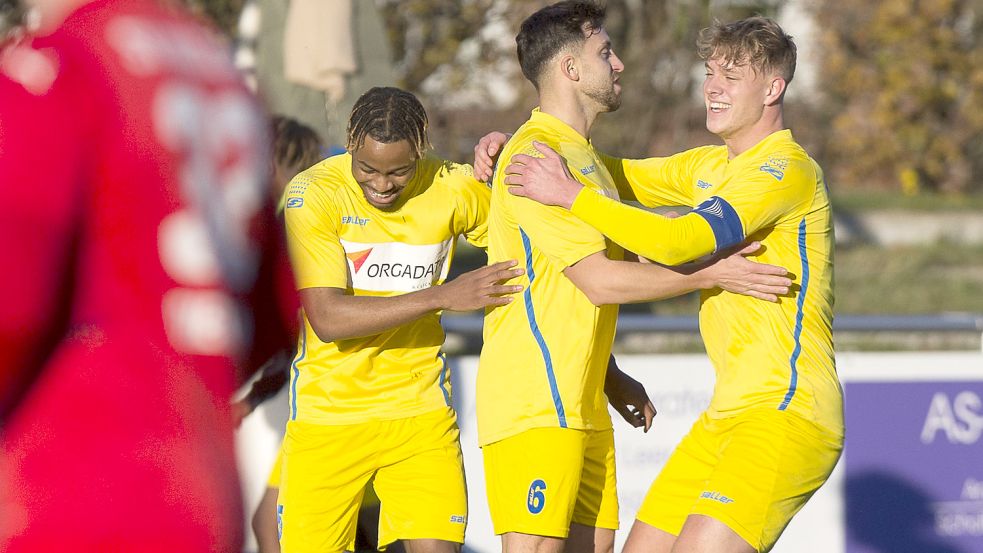 Glücklicher 1:0-Heimsieg: Germania Leer besiegt Holtland mit „Kacktor ...