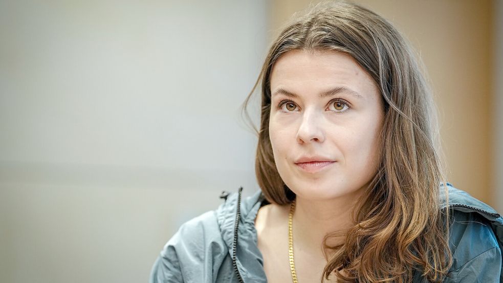 Berlin: Luisa Neubauer bekommt Morddrohungen - wie die Klimaaktivistin ...