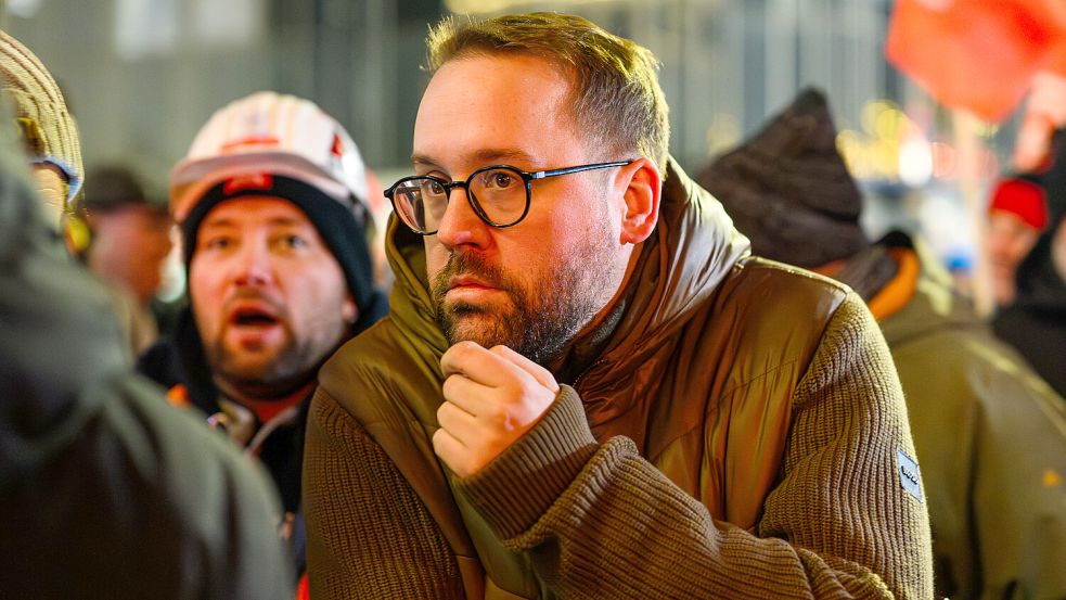 Interview mit Paul Ronzheimer: „Migration und Sicherheit sind Top ...