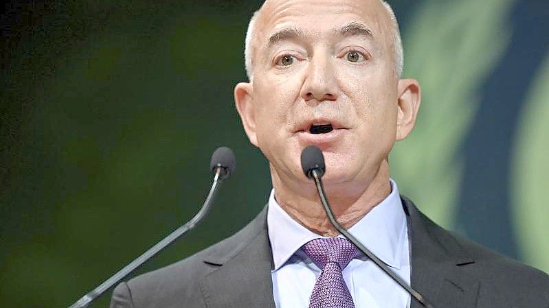Jeff Bezos spendet Obama-Stiftung 100 Millionen US-Dollar - Ostfriesen ...