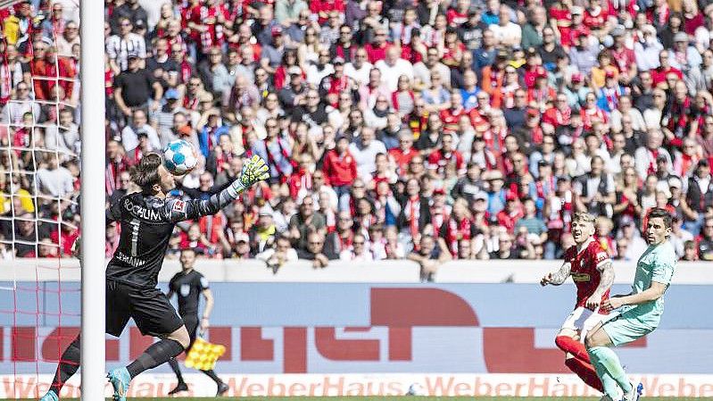 „Richtiger Fußball-Tempel“: Freiburg auf Europa-Kurs - Ostfriesen-Zeitung