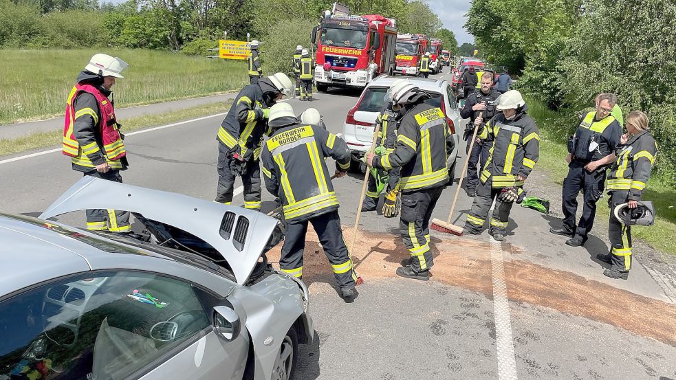 Drei Autos beteiligt: Fünf Verletzte bei Unfall auf Bundesstraße 72 in Norden - Ostfriesen-Zeitung