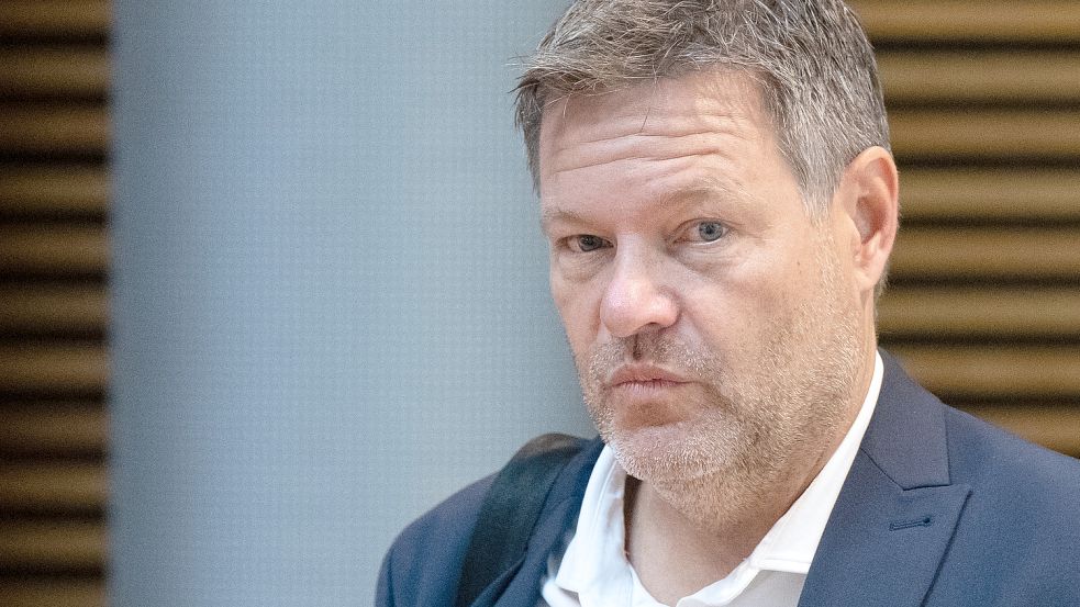 Berlin: Neues Heizungsgesetz: Robert Habecks Wärmepumpen-Klatsche ... Berlin: Neues Heizungsgesetz: Robert Habecks Wärmepumpen-Klatsche ...