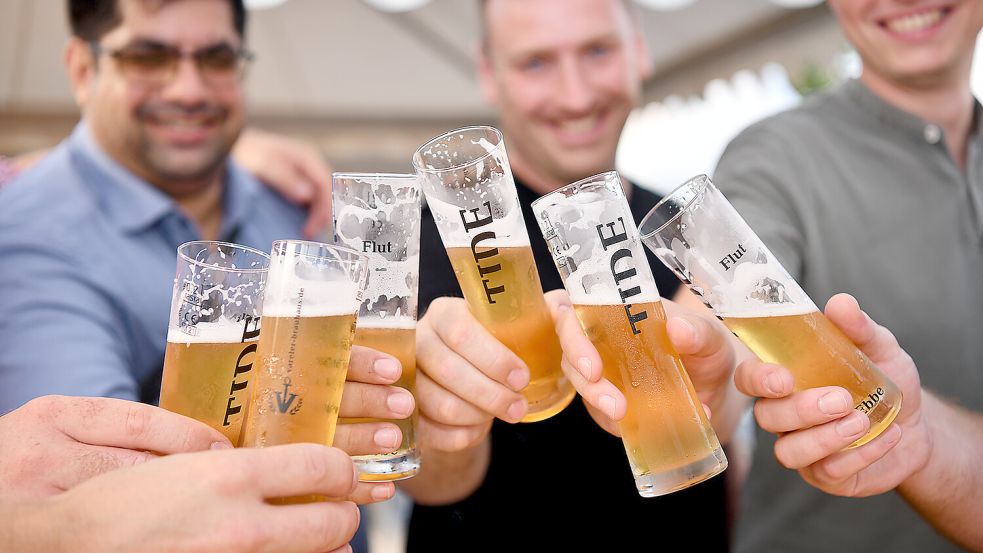 Sieben Brauereien in Nortmoor: Das war los beim Bierfest - und das ...