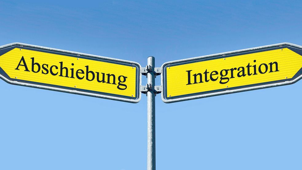 Berlin: Lars Klingbeil an Länder: Neue Abschiebe-Möglichkeiten nutzen ...