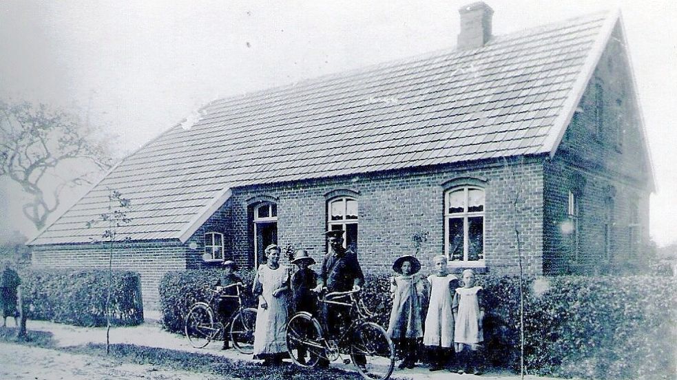 Remels: Buß zeigt Remels von früher - Ostfriesen-Zeitung