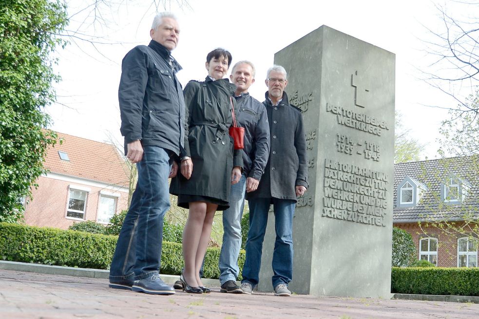 Neue Stele für die Gedenkstätte in Remels - Ostfriesen-Zeitung