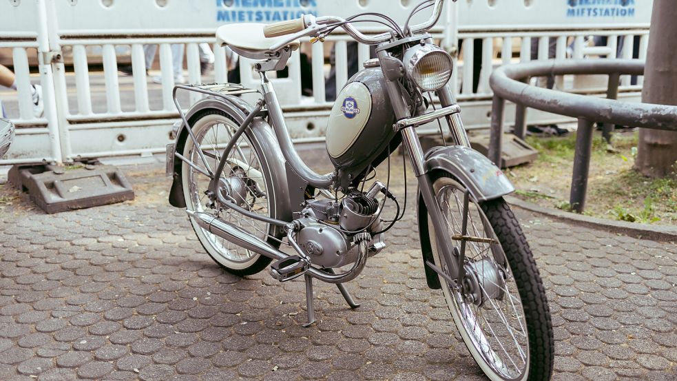 Hannover: Niedersachsens SPD hat zwei heimliche Mofa-Helden ...