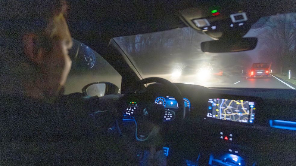 Raser und riskante Manöver: So fühlt es sich an, auf der B 401 im ...