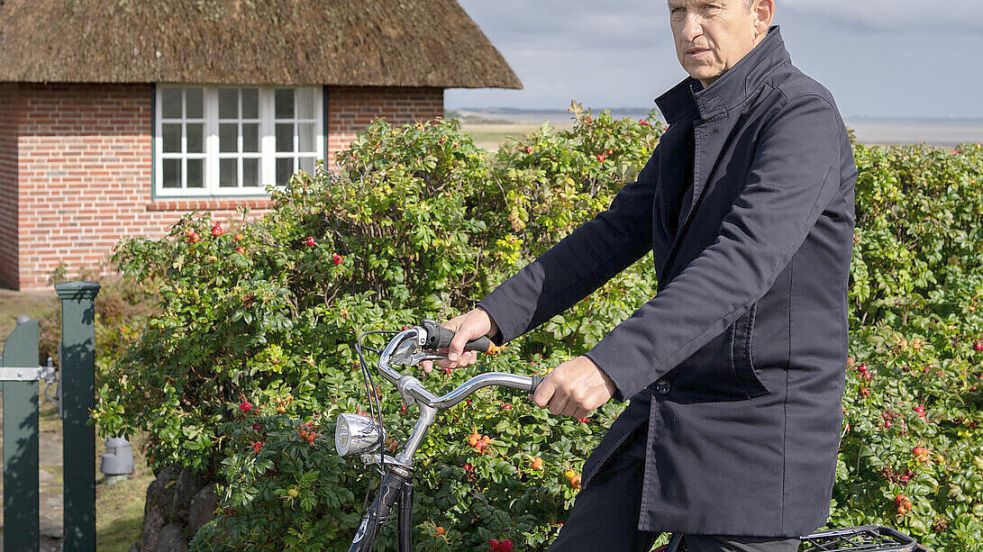 Sylt: „Nord Nord Mord“: Die neue Folge „Sievers und der tiefe Schlaf“ kommt im Mai - Ostfriesen ...