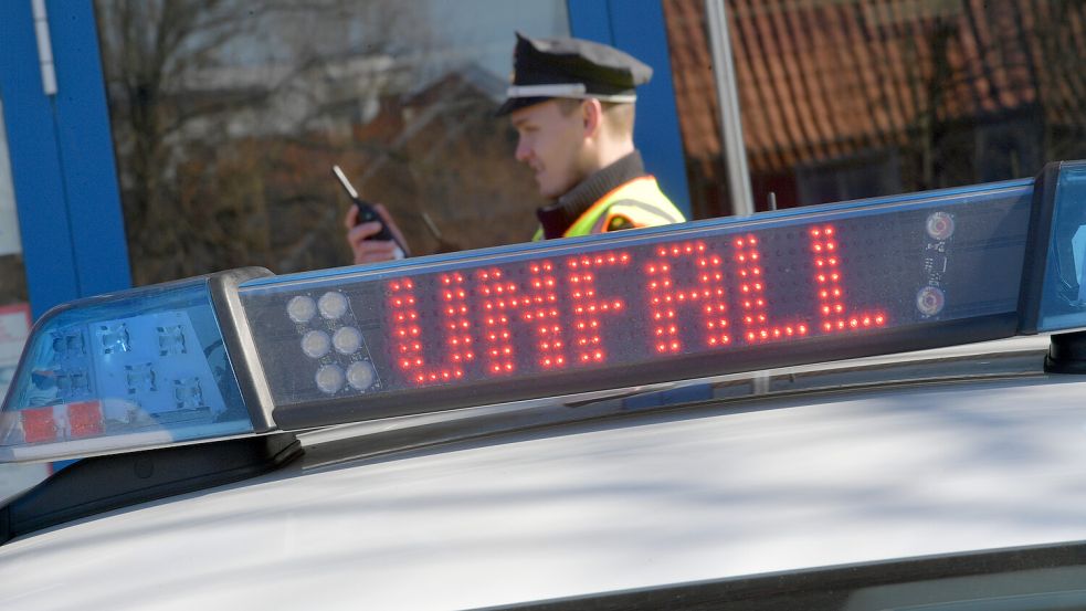 Autos stießen zusammen: Drei Verletzte bei Unfall auf B 210 in Georgsheil - Ostfriesen-Zeitung