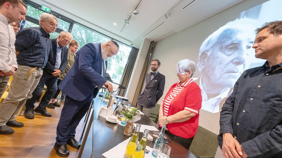 Abschied: Wegbegleiter erinnern an Holocaust-Überlebenden Albrecht ...