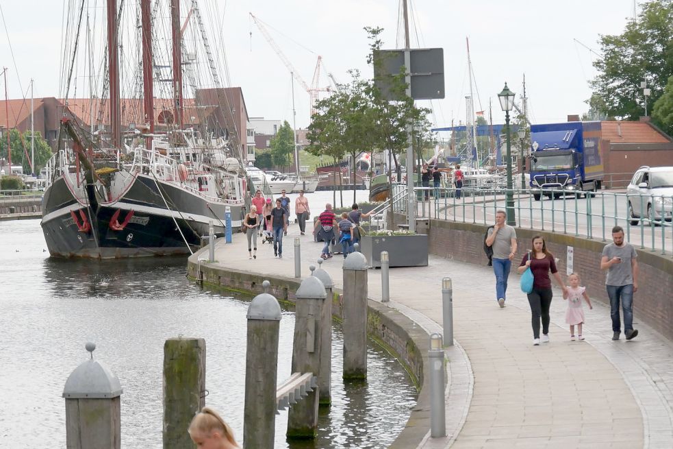 „MS Anton“ informiert über Migration und Flucht - Ostfriesen-Zeitung