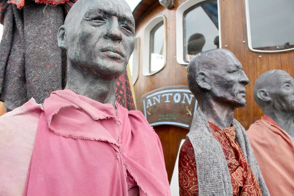 „MS Anton“ ist in Emden angekommen - Ostfriesen-Zeitung