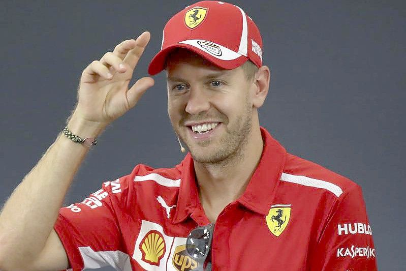 Sehnsucht auf der Showbühne: Ferrari zeigt neues Vettel-Auto ...