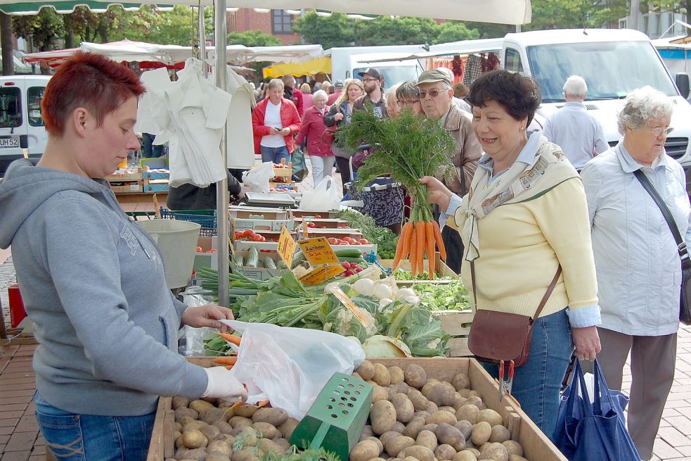 Premiere für Emder Wochenmarkt im Stadtgarten - Ostfriesen-Zeitung