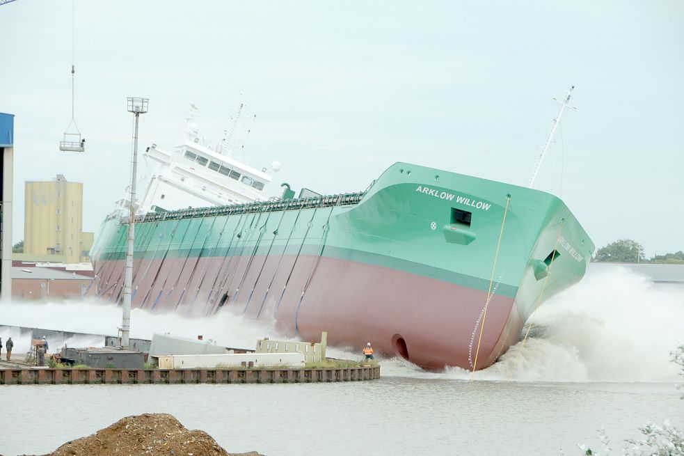 „Arklow Willow“ in Leer vom Stapel gelaufen - Ostfriesen-Zeitung