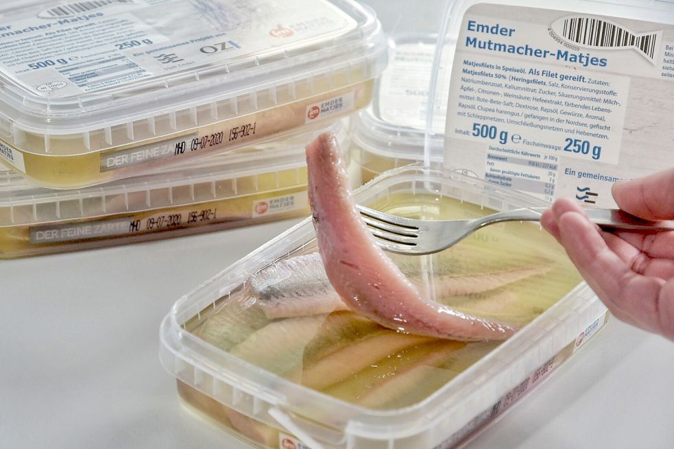 So läuft es beim Emder Matjes-Drive-in - Ostfriesen-Zeitung